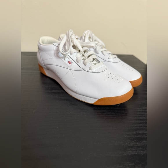 Reebok | Shoes | Reebok Classic White Freestyle Low Fz234 Training ...